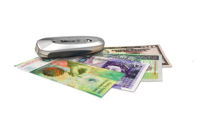 Portable Counterfeit Detector - Safescan 35 | Safescan.com